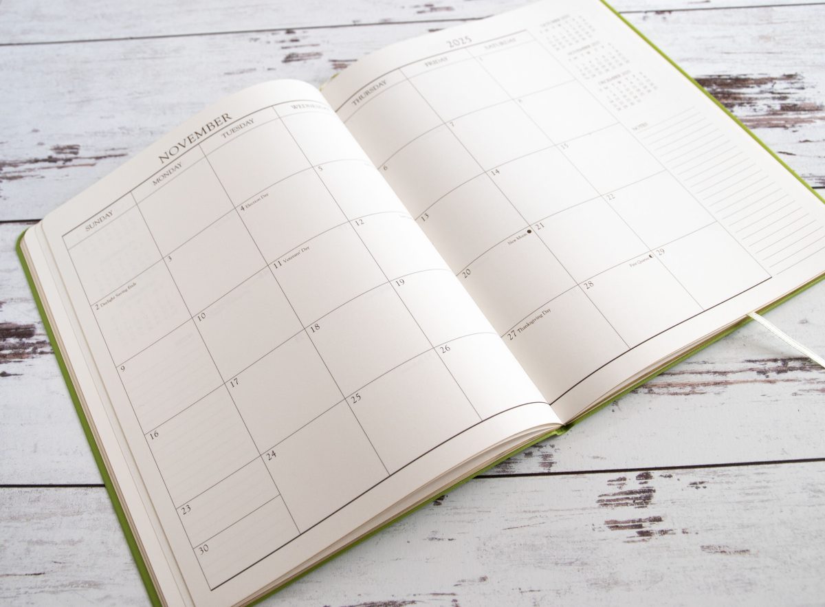 Monthly Planners: A Guide - Gallery Leather Blog